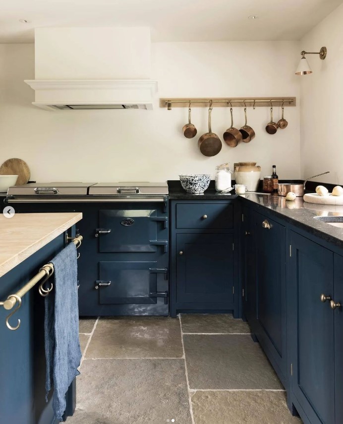 Flagstone – Ipswich Bathroom and Tile Centre